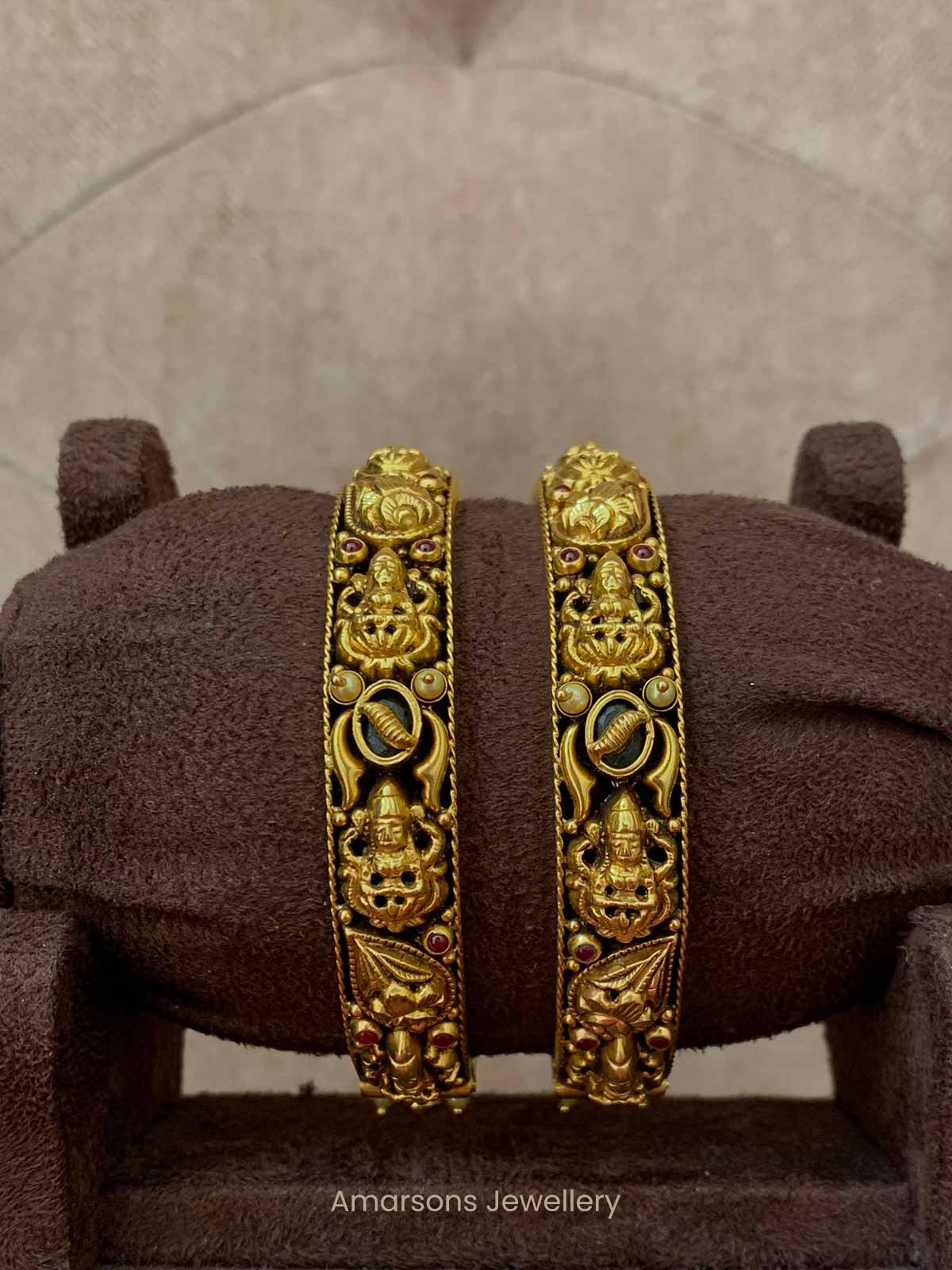 Luxurious Gold Nakshi Bangles – Amarsons Jewellery